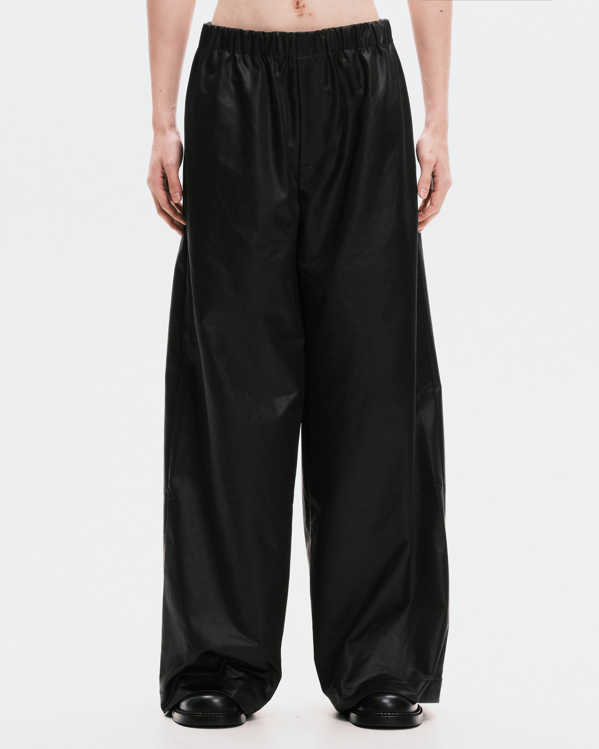 arc us arkus / Black Leather-like Wide Trousers - Road Sign