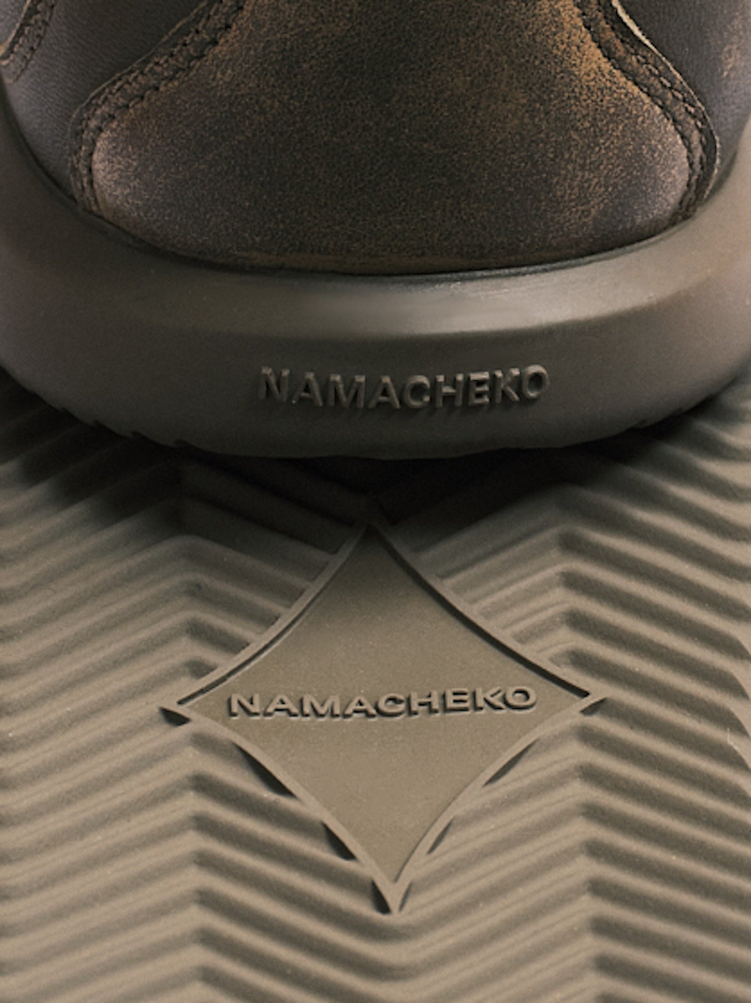 NAMACHEKO / OSTERLY SNEAKER MILITARY GREEN - Road Sign