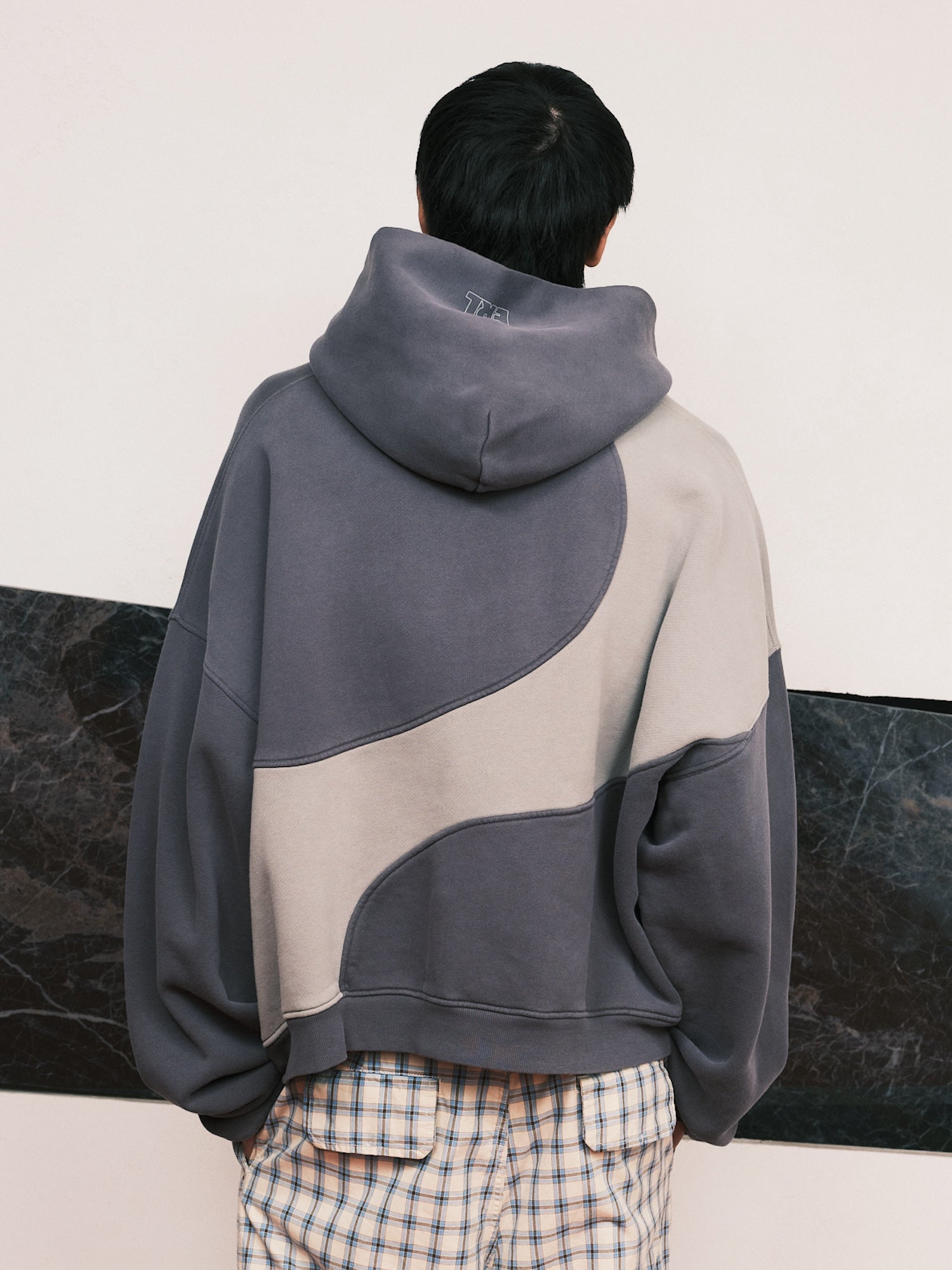 ERL / Unisex Wave Hoodie Knit Dark Grey - Road Sign