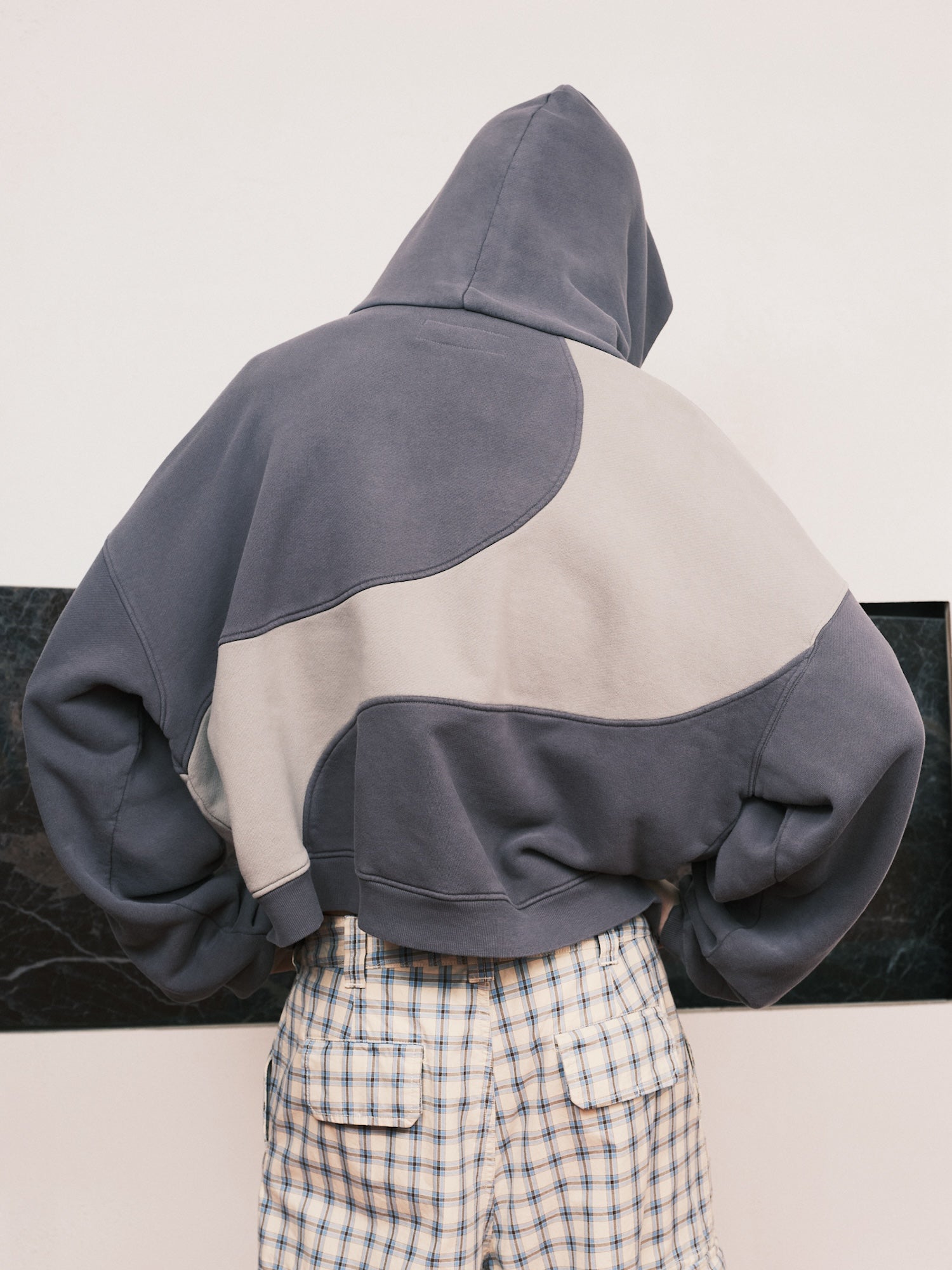 ERL / Unisex Wave Hoodie Knit Dark Grey - Road Sign