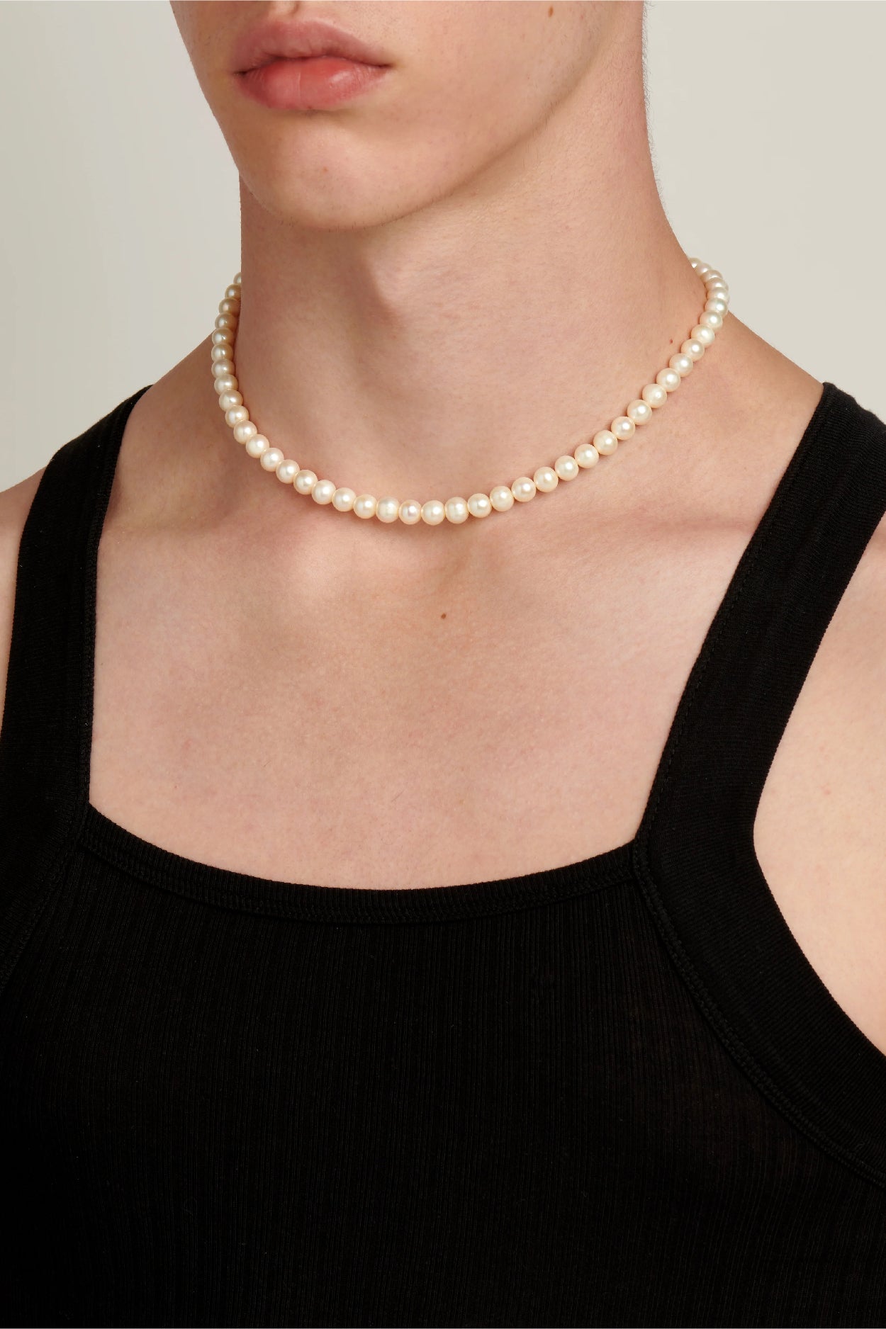 HATTON LABS / White Classic Pearl Chain - Road Sign